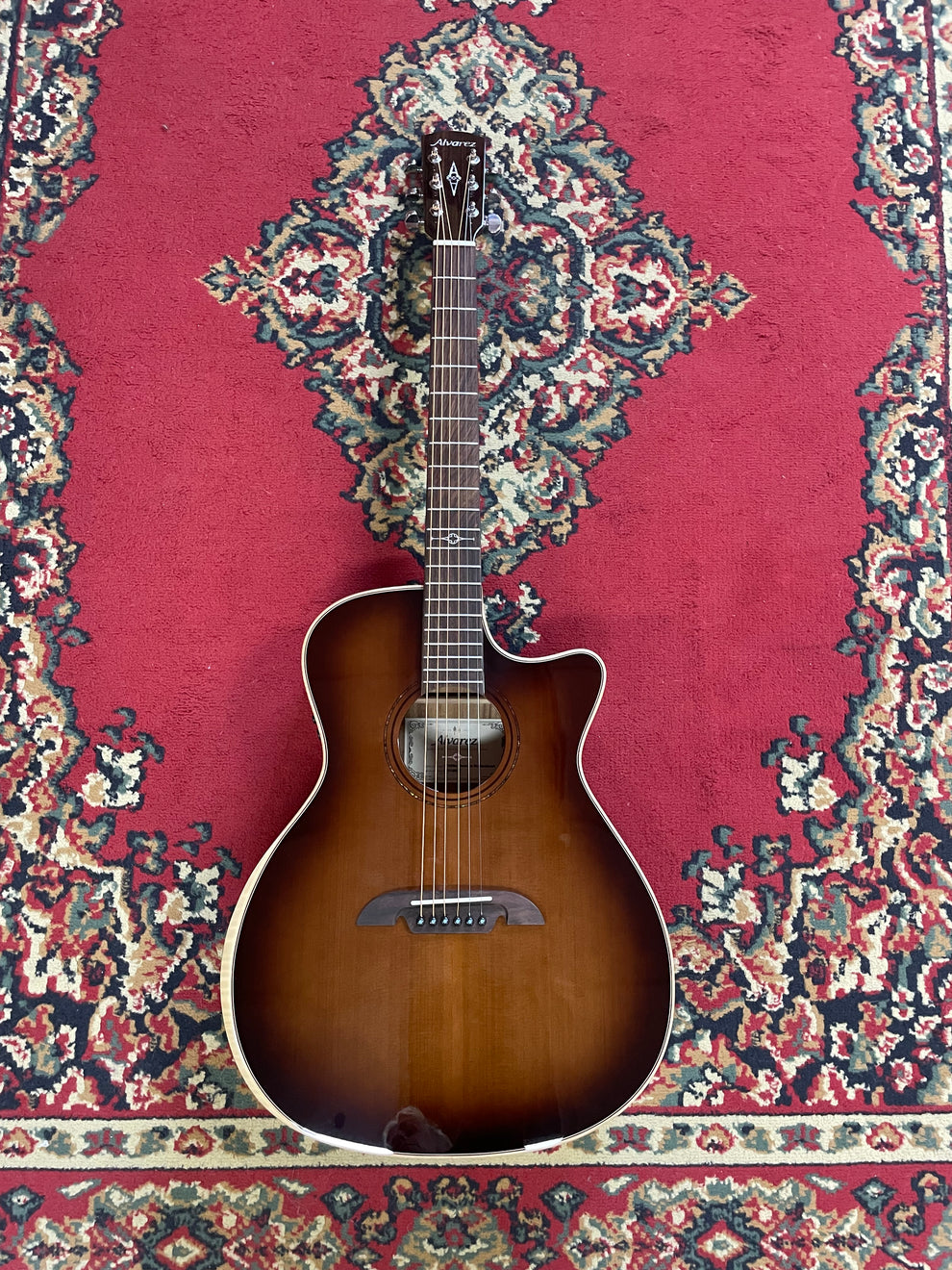 Alvarez AEG99CE Grand Auditorium Armrest Acoustic Electric Guitar - Sh ...