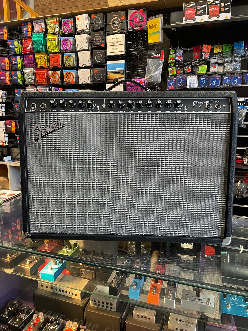 Fender Champion II 100 - Electric Guitar Combo Amplifier – Guitar Paradise