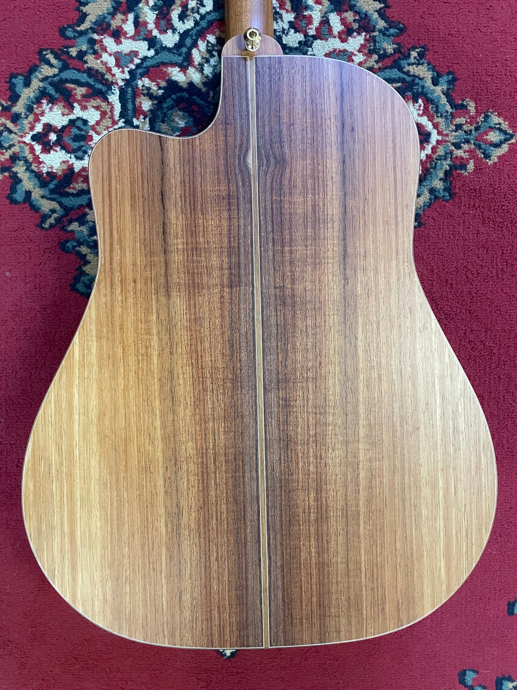 Maton Acoustic Guitars – Guitar Paradise